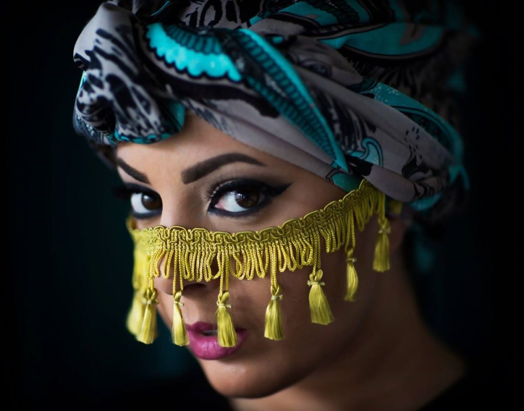Soldatinnen in Turban: Iman Aldebes Kampf für Frauen – BASMA MAGAZINE